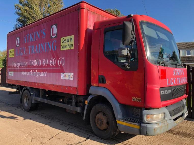 DAF 45.130 LF LORRY ( YEAR 2005 )