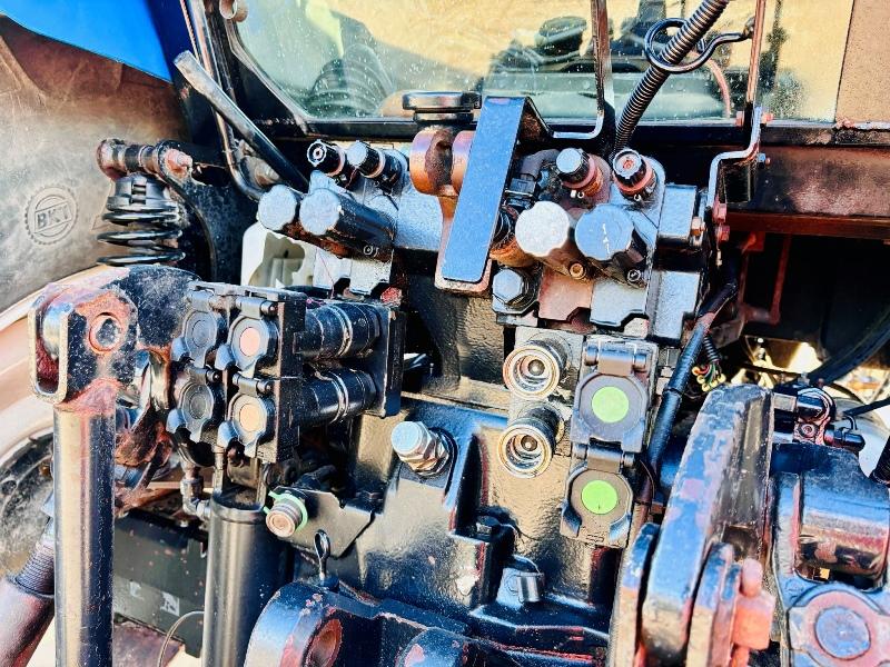 NEW HOLLAND TM155 4WD TRACTOR *5619 HOURS* C/W RANGE COMMAND GEAR BOX ...