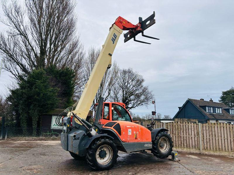JLG 4013 4WD TELEHANDLER *13 METER REACH, 6283 HOURS* C/W PALLET TINES ...