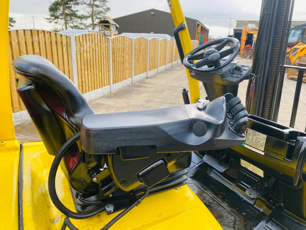 HYSTER 3.0FT FORKLIFT * YEAR 2010 * C/W SIDE SHIFT