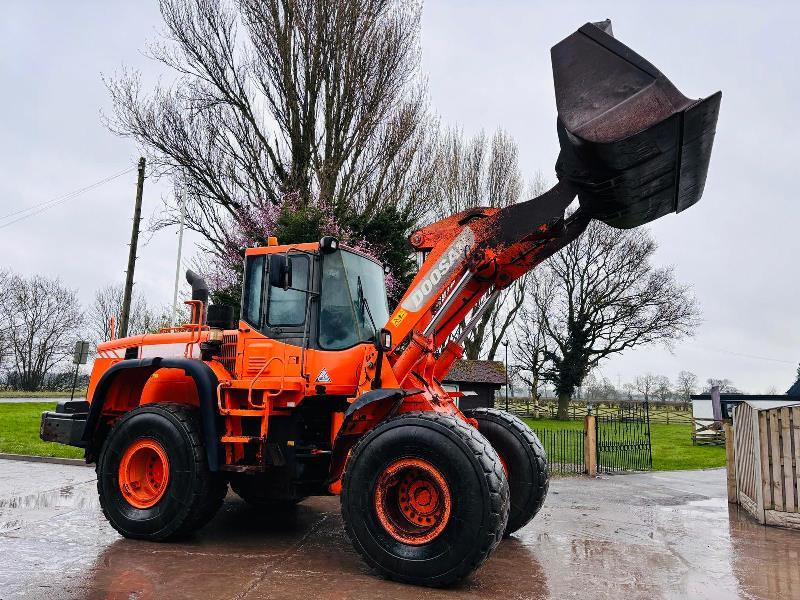 DOOSAN DL300 4WD LOADING SHOVEL *YEAR 2011* C/W REVERSE CAMERA *VIDEO*
