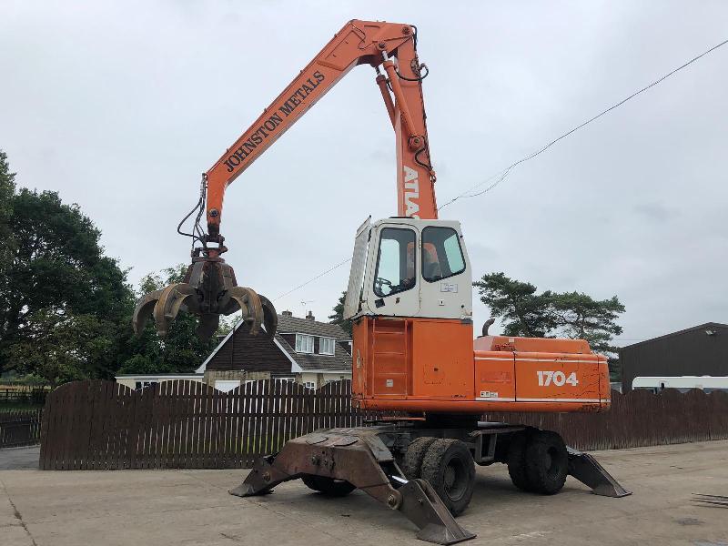 ATLAS 1704 WHEELED SCRAP HANDLER HIGH RISED CABIN C/W 5 TINE ROTATING ...