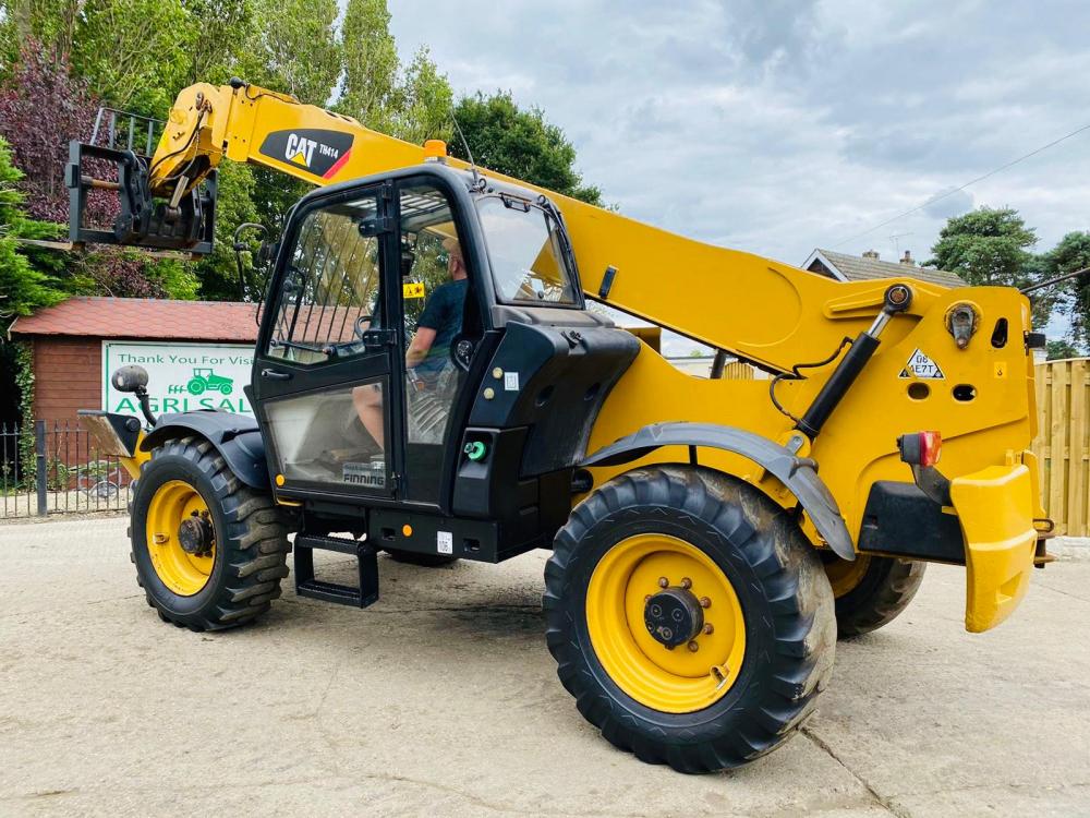 CATERPILLER TH414 TELEHANDLER * YEAR 2012 * ONLY 4471 HOURS