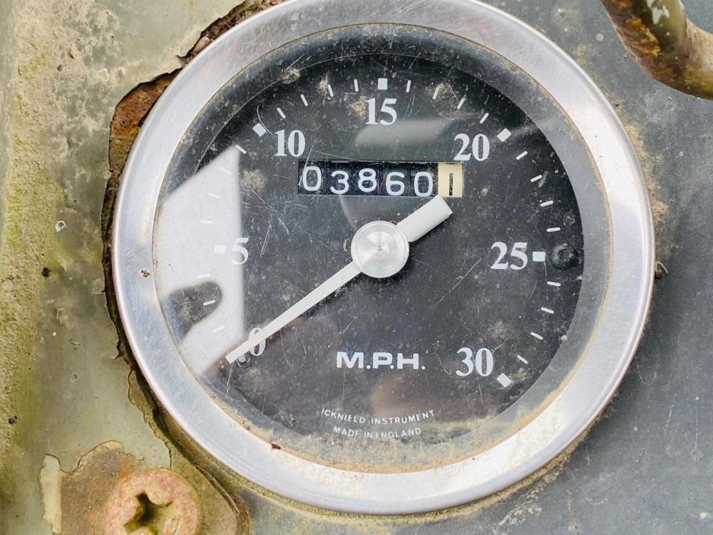 MUIR-HILL A5000 4WD LOADING SHOVEL * EX MOD * C/W FOUR IN ONE BUCKET