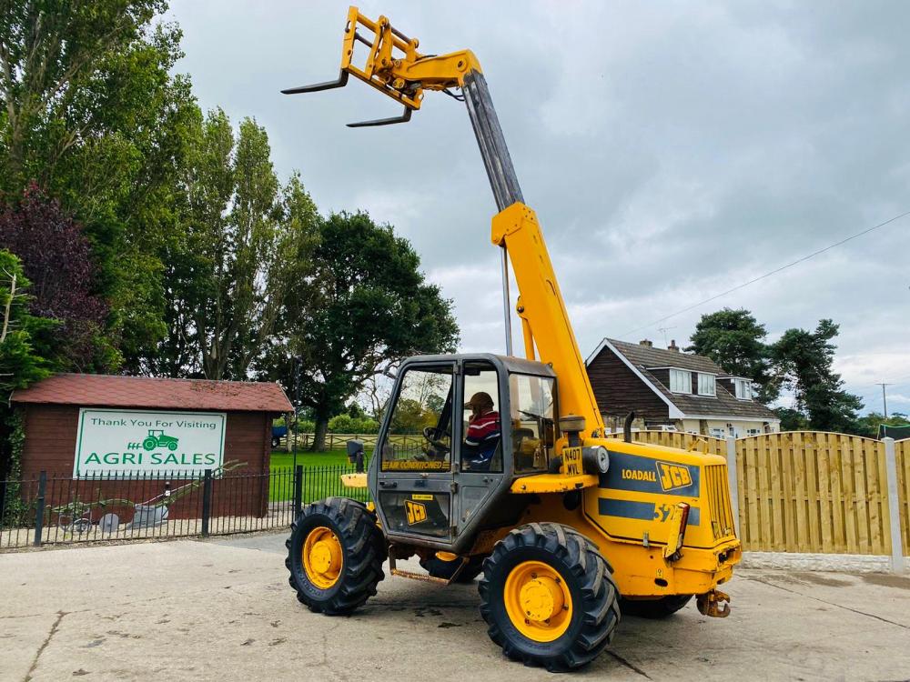 JCB 526 TELEHANDLER * ONLY 3646 HOURS * C/W PICK UP HITCH