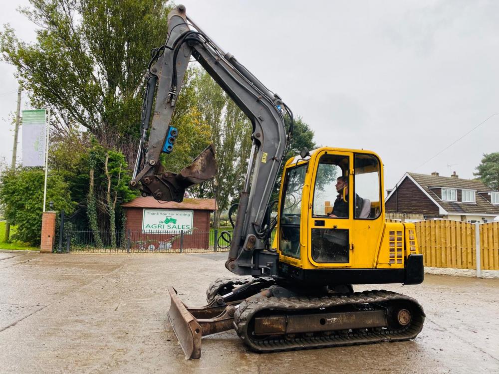 VOLVO EC70 TRACKED EXCAVATOR C/W QUICK HITCH * SEE VIDEO
