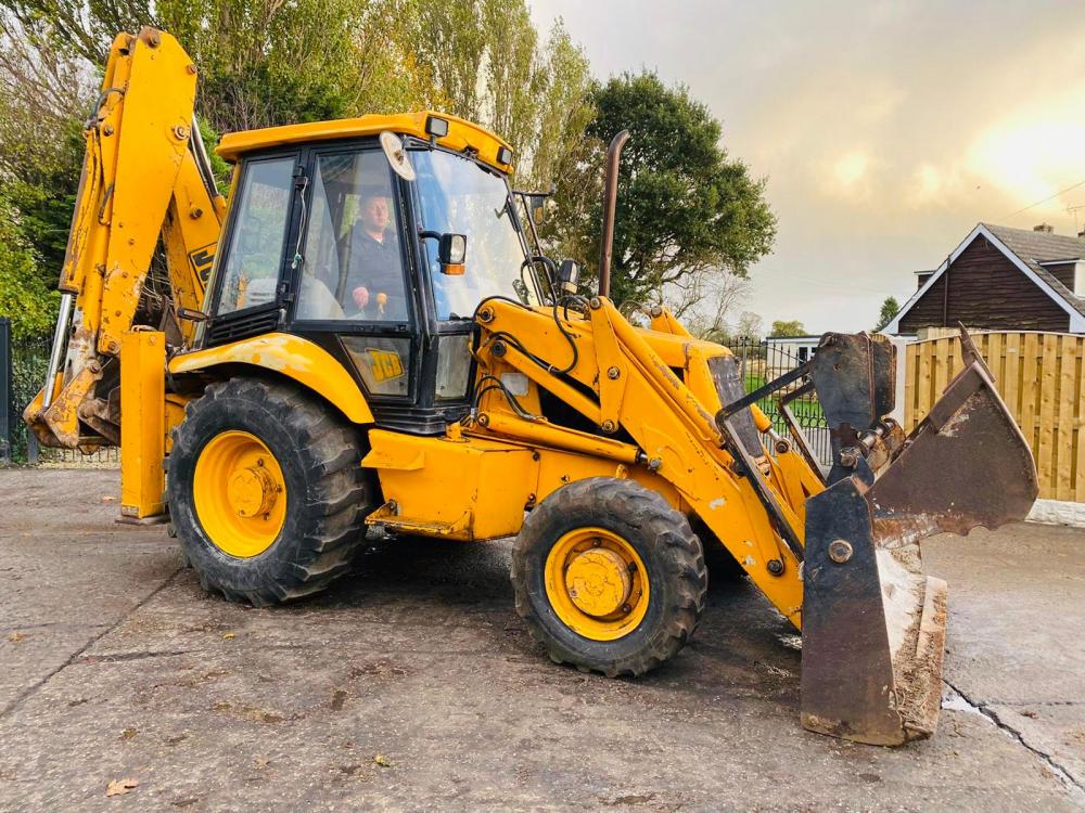 JCB 3CX PROJECT 8 4WD BACKHOE DIGGER C/W EXTENDING DIG