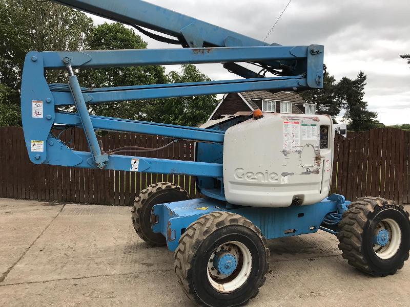 GENIE Z45/25J CHERRY PICKER
