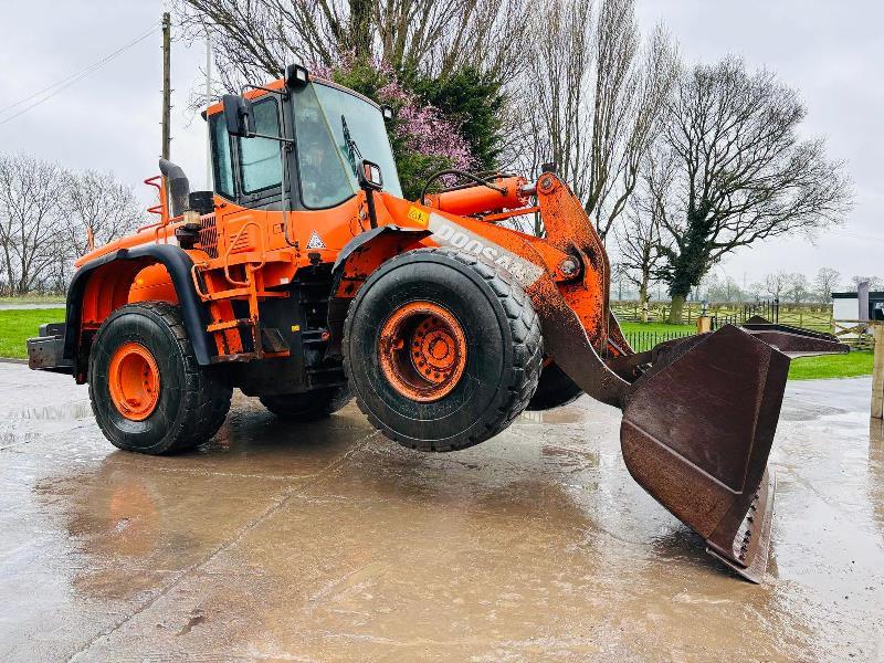 DOOSAN DL300 4WD LOADING SHOVEL *YEAR 2011* C/W REVERSE CAMERA *VIDEO*