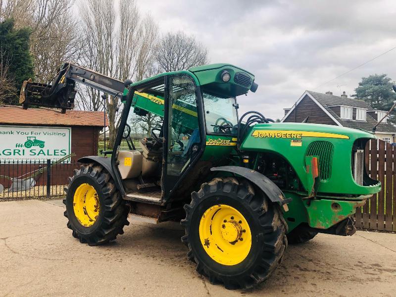 JOHN DEERE 3220 TURBO TELEHANDLER ** YEAR 2004