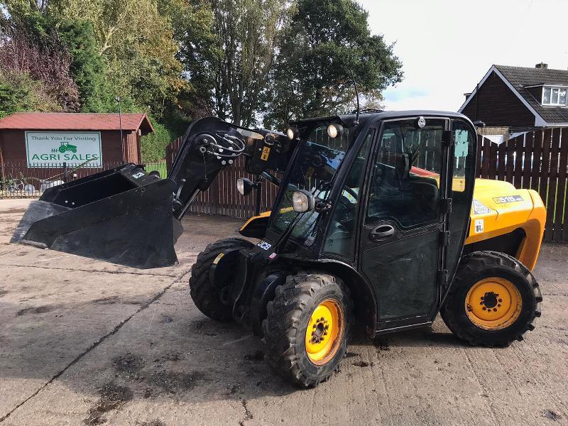 JCB 515-40 TELEHANDLER ( YEAR 2012 ) ** ONLY 2681 HOURS ** PLEASE SEE VIDEO