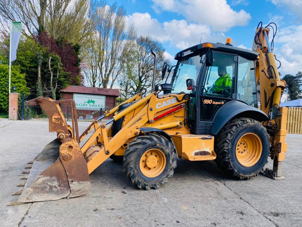 CASE 590SR-4PS 4WD BACKHOE DIGGER C/W AC CABIN & EXTENDING DIG
