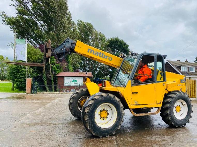 MATBRO TS260 TURBO TELEHANDLER C/W PICK UP HITCH
