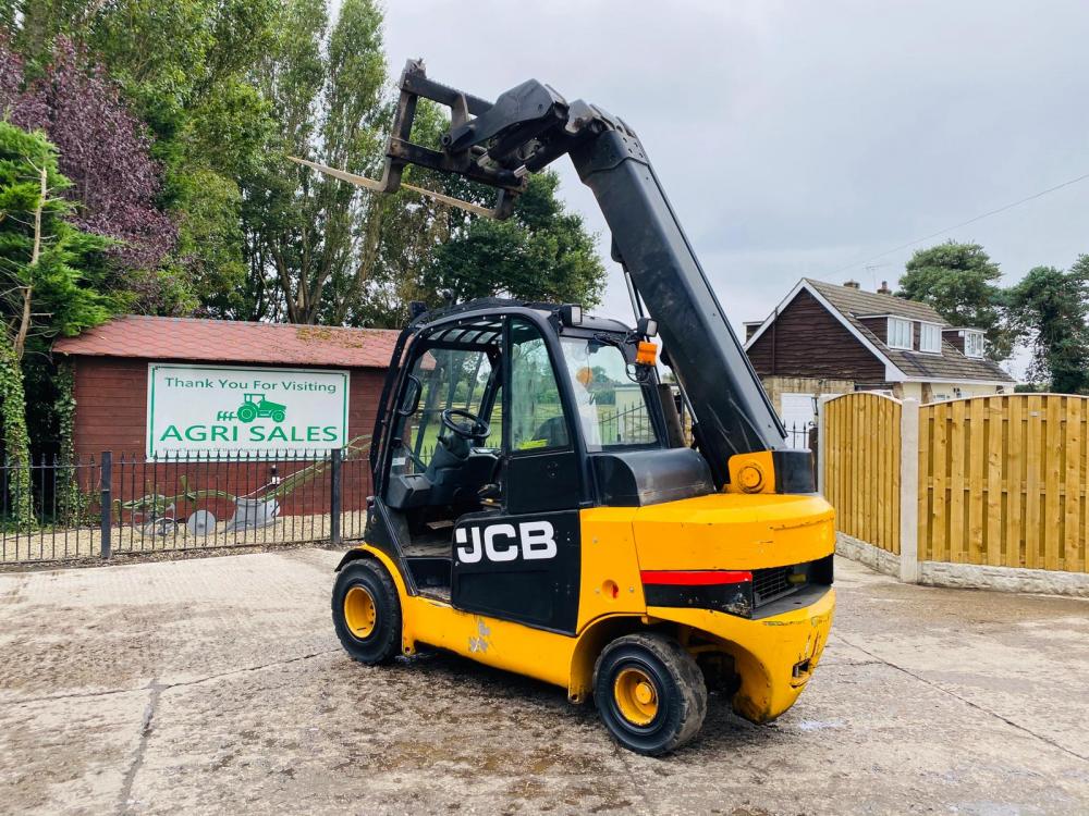 JCB TLT35 TELETRUCK * YEAR 2013 * C/W REVERSE CAMERA