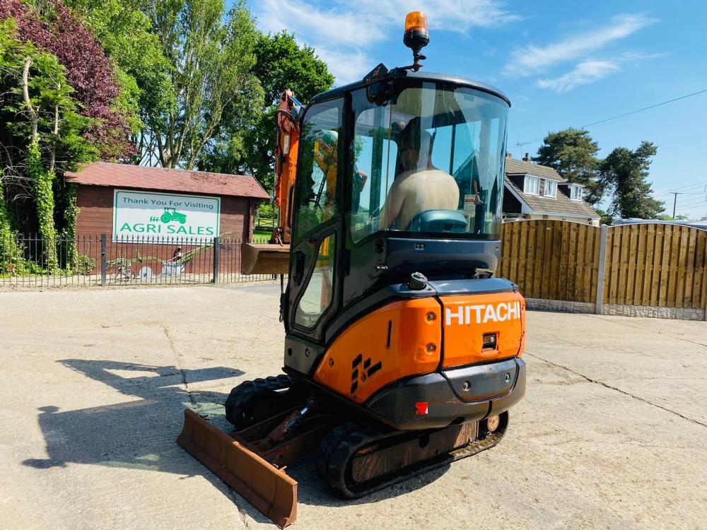 HITACHI ZX18-3 CLR TRACKED EXCAVATOR * YEAR 2010 , ONLY 1964 HOURS