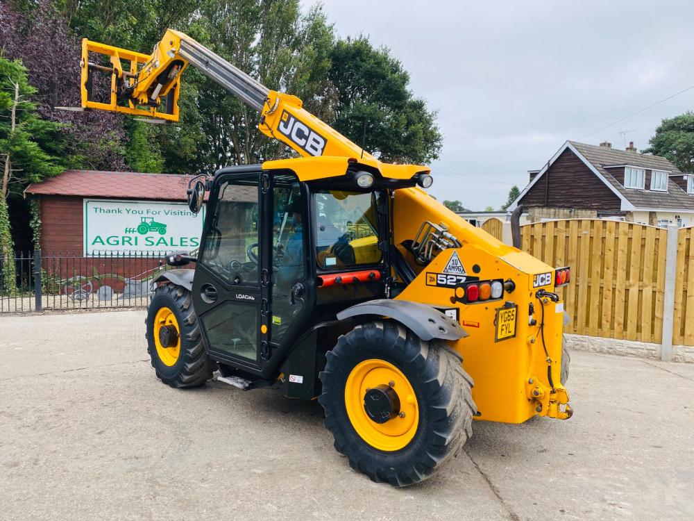 JCB 527-58 * AG-SPEC * TELEHANDLER * YEAR 2015 * C/W PICK UP HITCH
