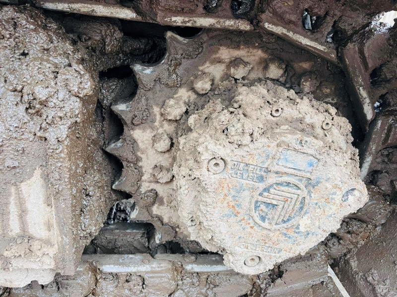 JCB JS160LC HIGH RISE CABIN SCRAP HANDLER C/W ROTATING SELECTOR GRAB ...