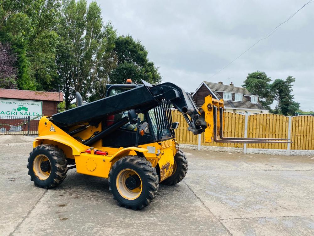 JCB 520-50 TELEHANDLER * YEAR 2012 * ONLY 3006 HOURS