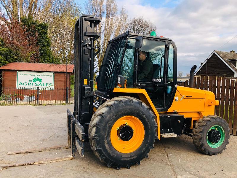 JCB 926 4WD MASTED FORKLIFT * YEAR 2017 ONLY 815 HOURS * PLEASE SEE VIDEO