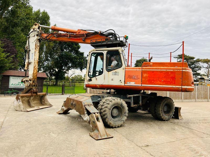 ATLAS 1704 4WD WHEELED EXCAVATOR C/W BLADE & QUICK HITCH
