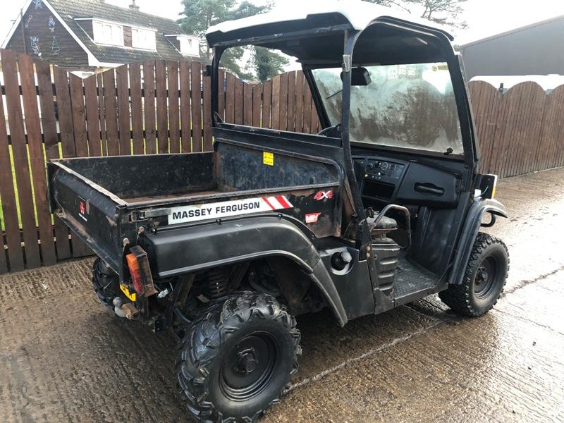 MASSEY FERGUSON MF20MD 4WD UTILITY VEHICLE ( YEAR 2009 )