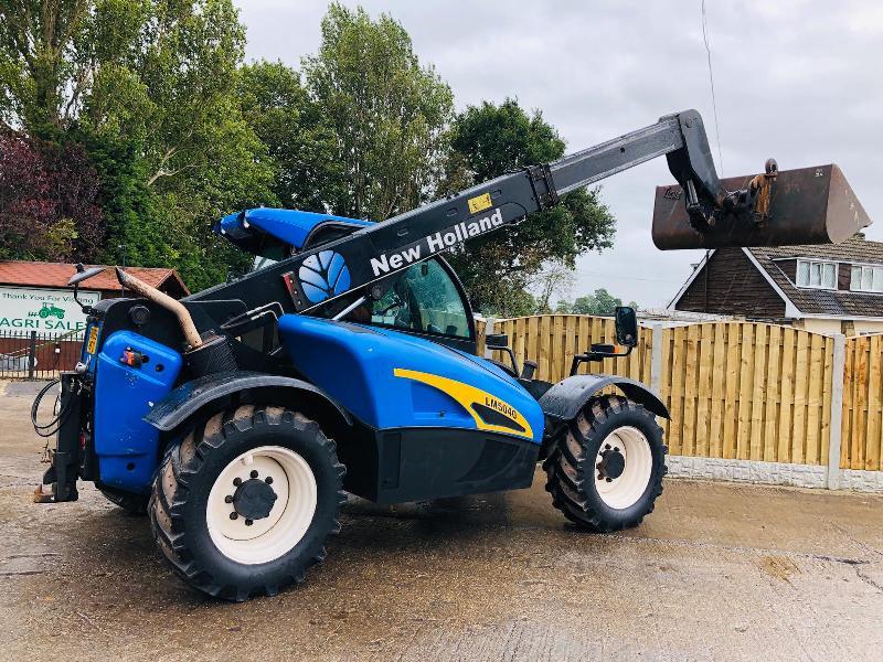 NEW HOLLAND LM5040 TELEHANDLER * YEAR 2009 , 5301 HRS * C/W PUH