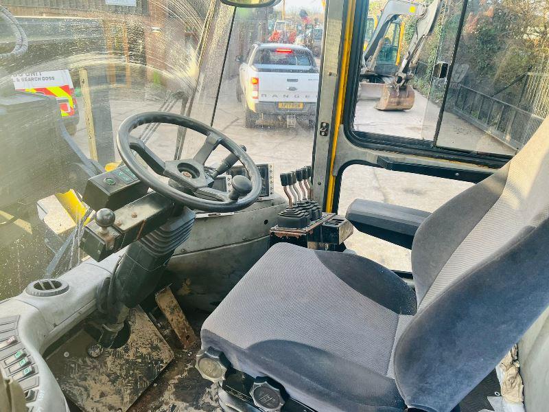 SMV SL16-1200A HIGH RISE CABIN FORKLIFT C/W ROTATING HEAD STOCK & PIPE ...