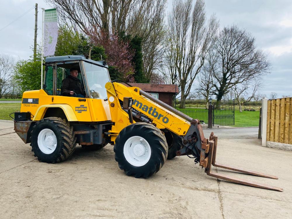 MATBRO TR200 4WD TELEHANDLER C/W PIN & CON HEAD STOCK