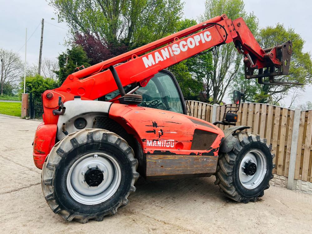 MANITOU MT932 4WD TELEHANDLER * 9 METER REACH * C/W PALLET TINES