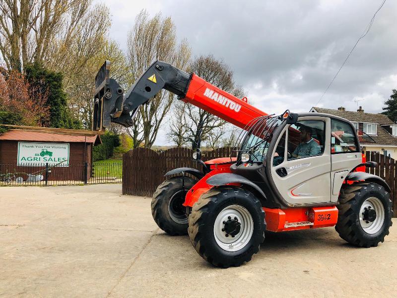 MANITOU MT 835 TURBO TELEHANDLER * YEAR 2014 * C/W 8 METER REACH BOOM ...