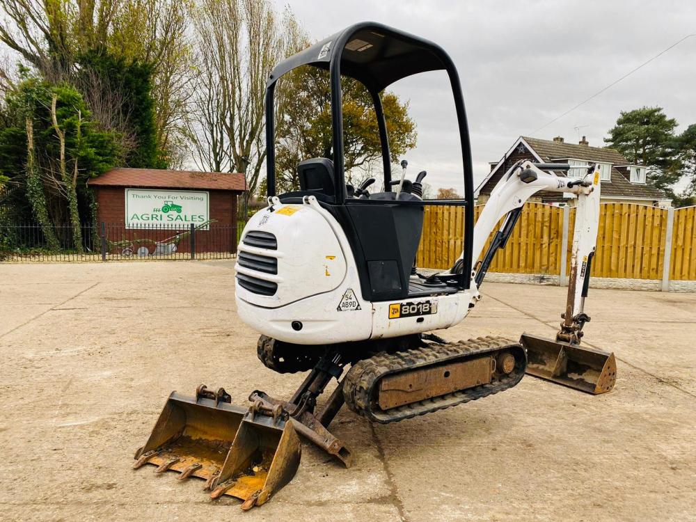 JCB 8018 MINI EXCAVATOR * YEAR 2010 * C/W EXPANDING TRACKS QUICK HITCH ...