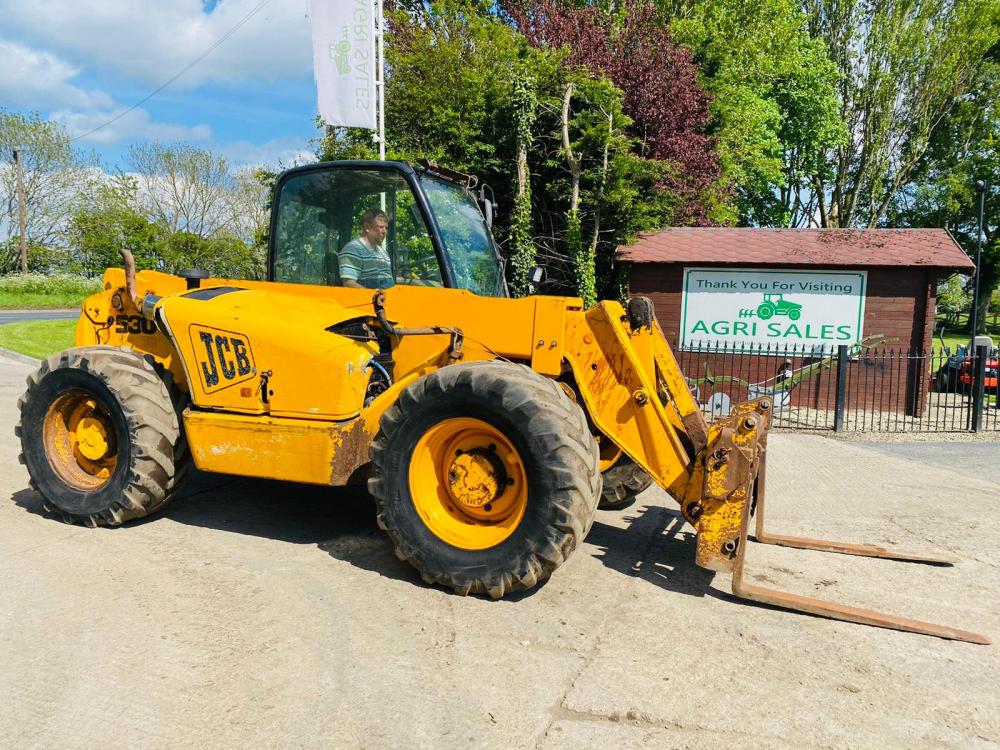 JCB 530-70 4WD TELEHANDLER * 7 METER REACH * C/W PALLET TINES