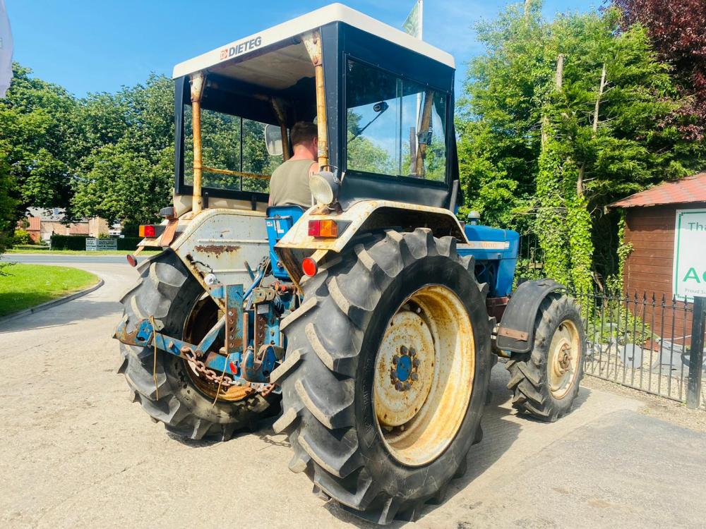 FORD 5000 ROADLESS 4WD TRACTOR C/W FRONT WEIGHTS