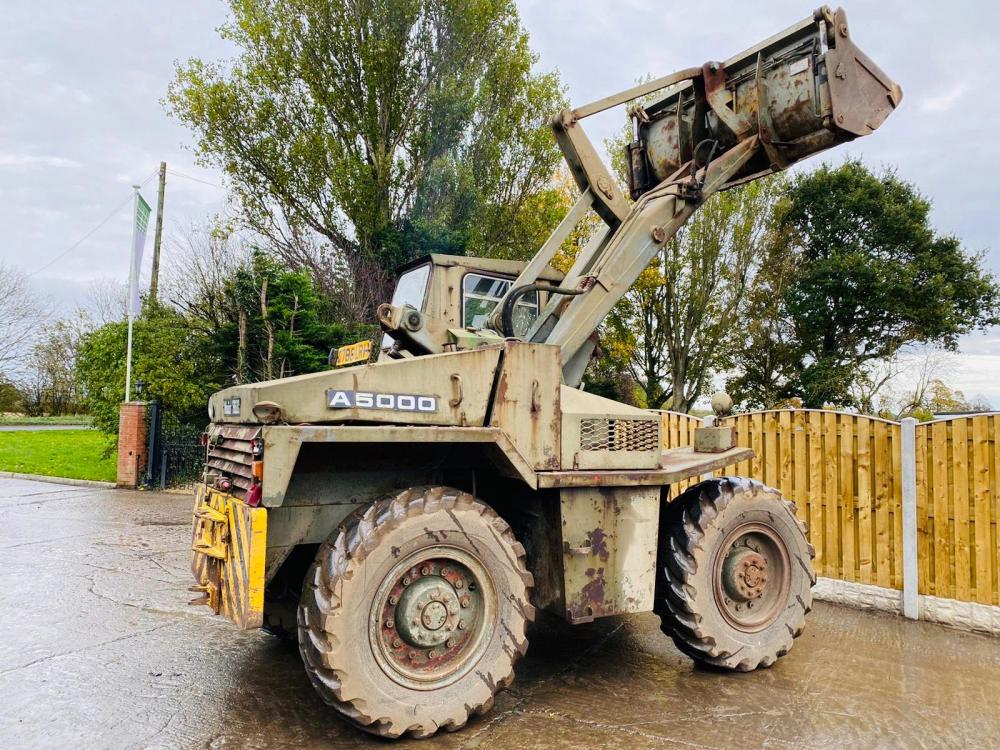 MUIR-HILL A5000 4WD LOADING SHOVEL * EX MOD * C/W FOUR IN ONE BUCKET