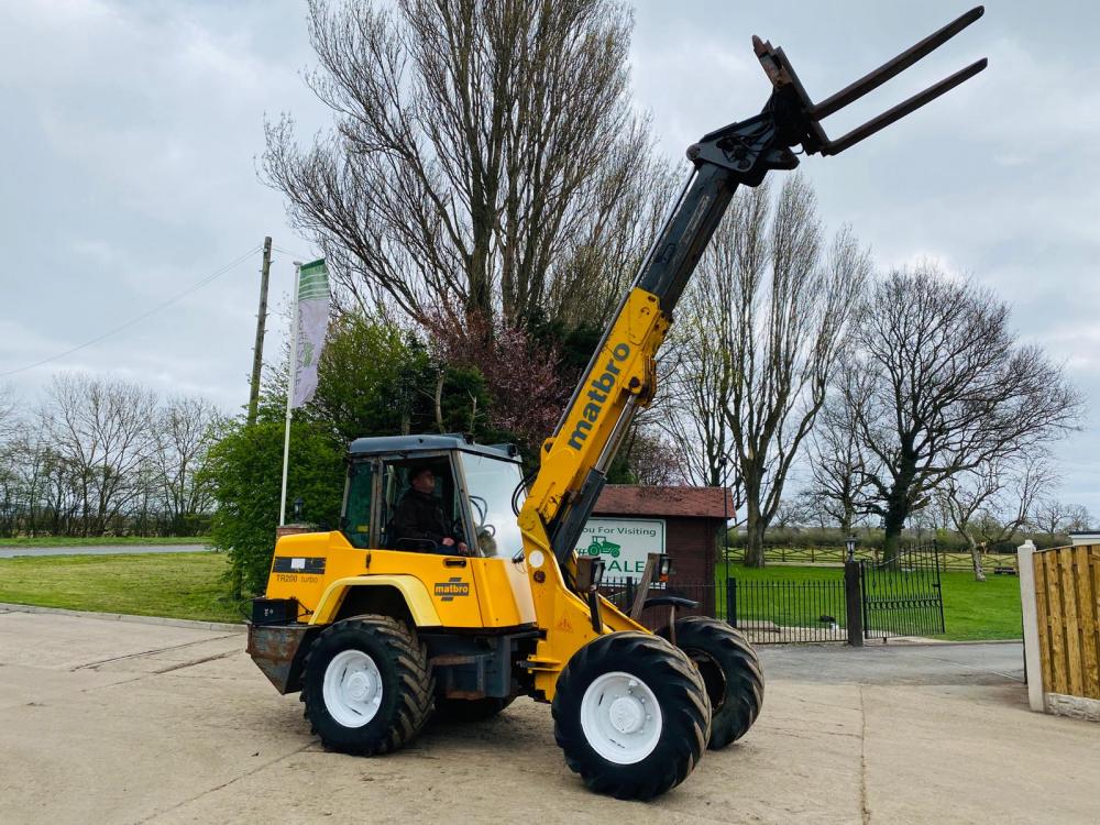 MATBRO TR200 4WD TELEHANDLER C/W PIN & CON HEAD STOCK