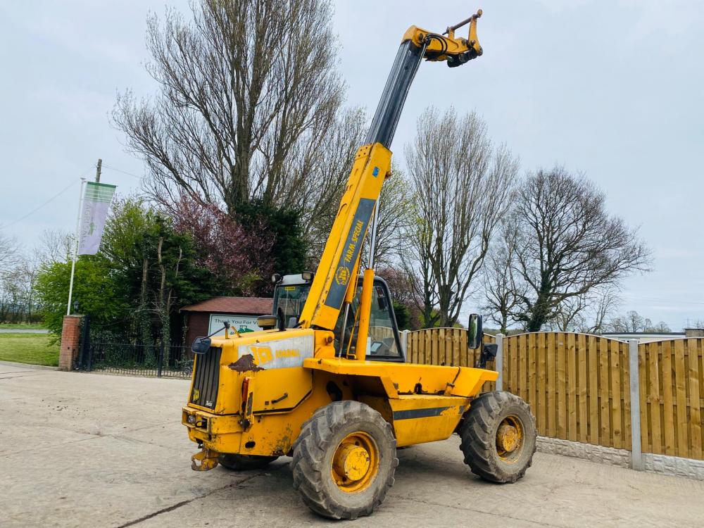 JCB 526 FARM SPECIAL TELEHANDLER C/W JCB TOOL CARRIER HEAD STOCK & PUH