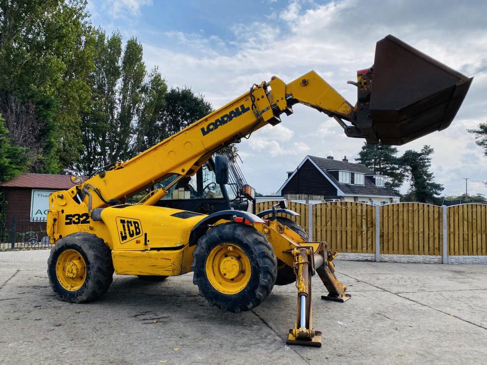 JCB 532-120 TELEHANDLER * 12 METER REACH * C/W 2 X SUPPORT LEGS & BUCKET