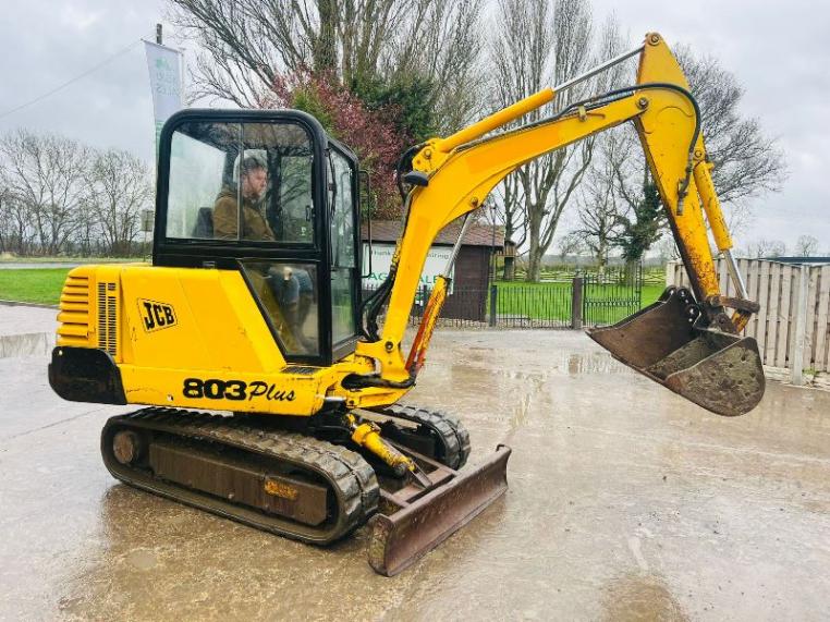 JCB 803 PLUS TRACKED EXCAVATOR C/W 2 X BUCKETS & RUBBER TRACKS *VIDEO*