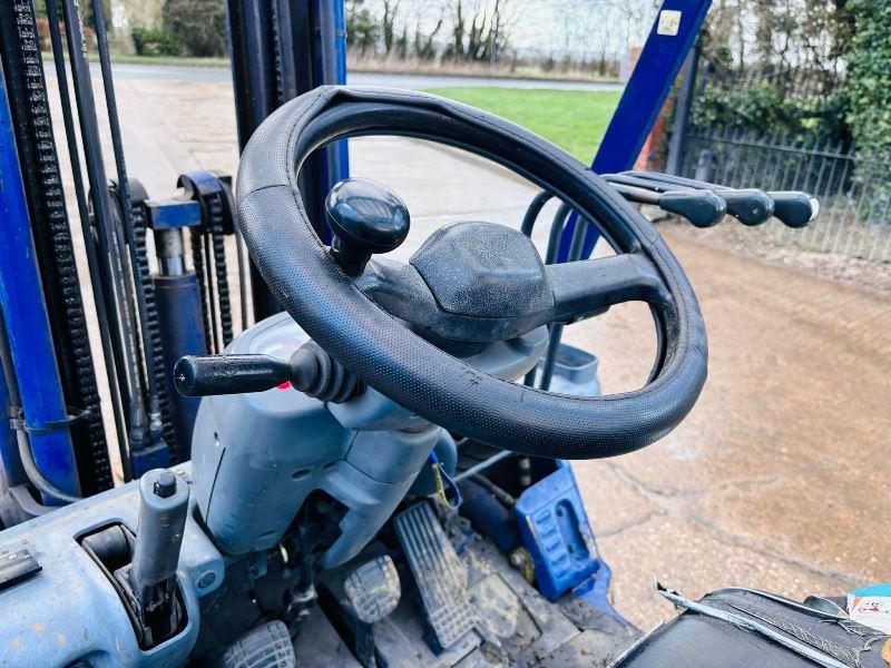 KOMATSU FG18HT-17 CONTAINER SPEC FORKLIFT *YEAR 2004* C/W 3 STAGE MAST ...