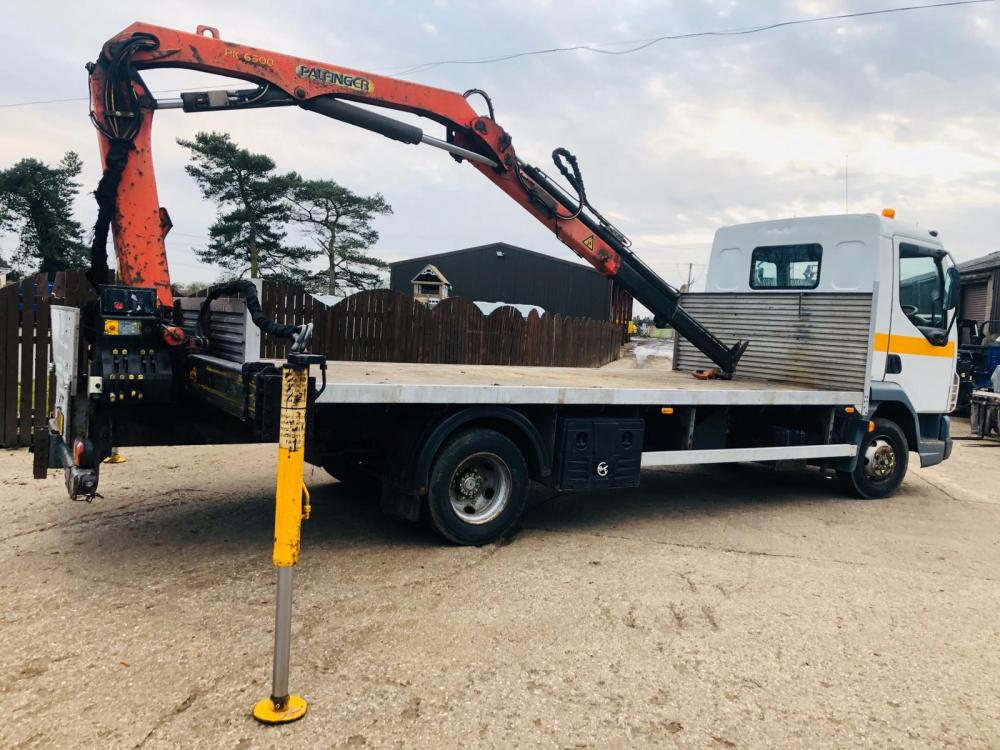DAF LF 7 1/2 TON FLAT BED LORRY C/W PALFINGER PK6500 CRANE *YEAR 2007*