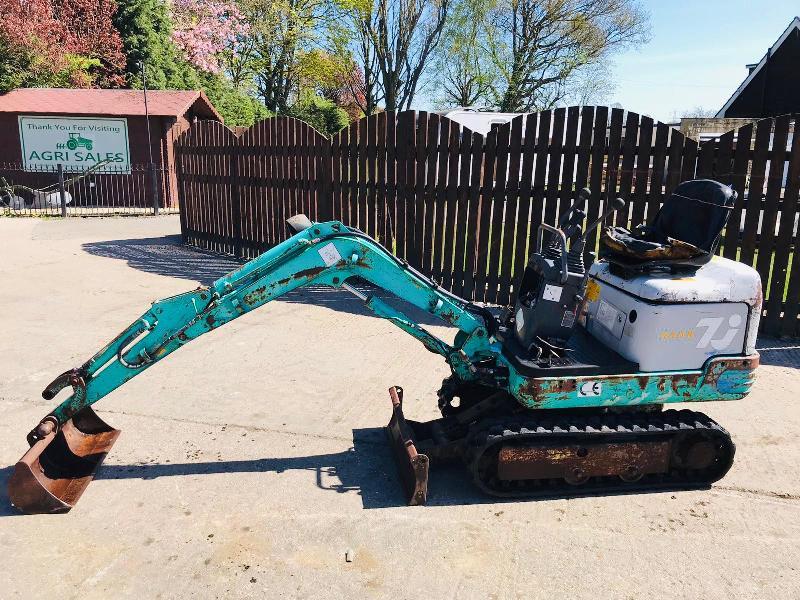 IHI 7J MINI DIGGER * YEAR 2000* C/W TWO SPEED TRACKING