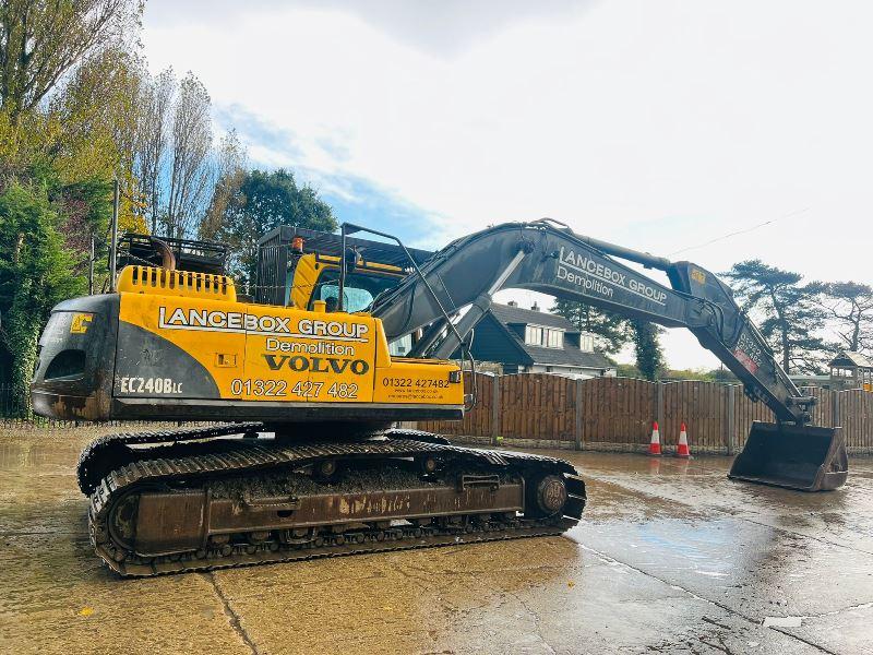 VOLVO EC240 TRACKED EXCAVATOR C/W DEMOLITION CAGE