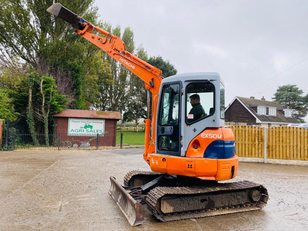 HITACHI EX50U TRACKED EXCAVATOR