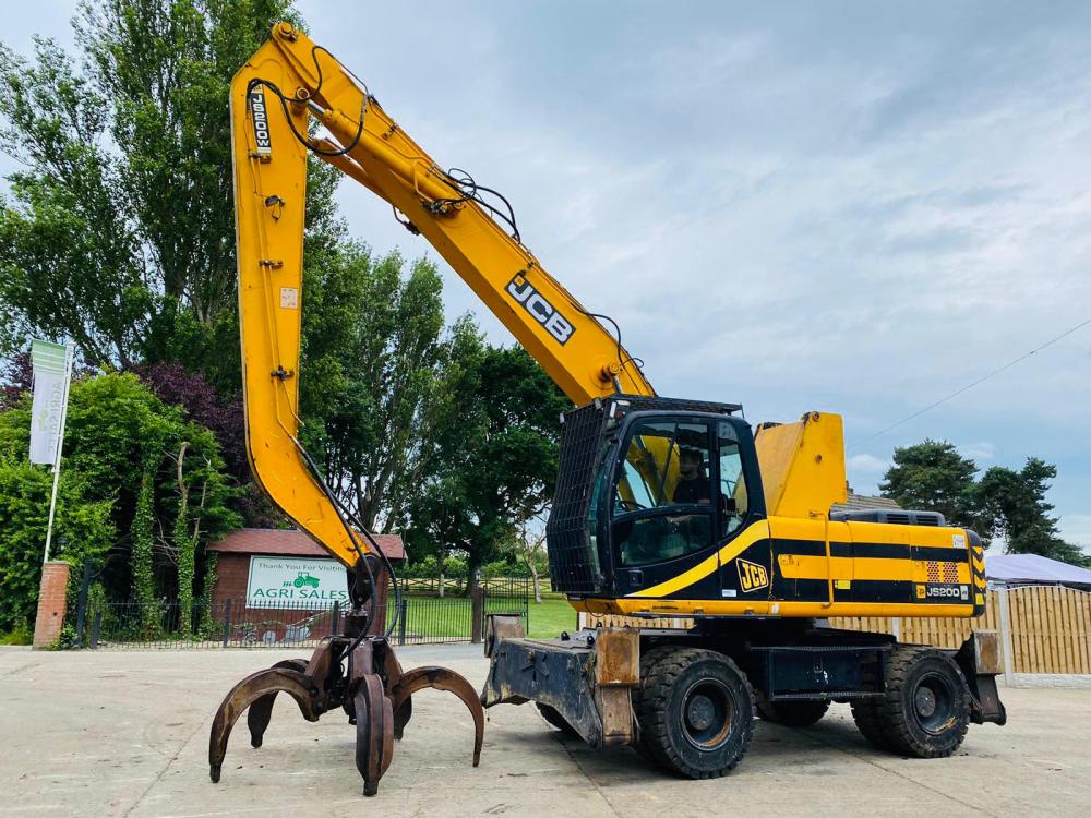 JCB JS200W HIGH RISE CAB SCRAP HANDLER *YEAR 2007* C/W 5 TINE SCRAP GRAB
