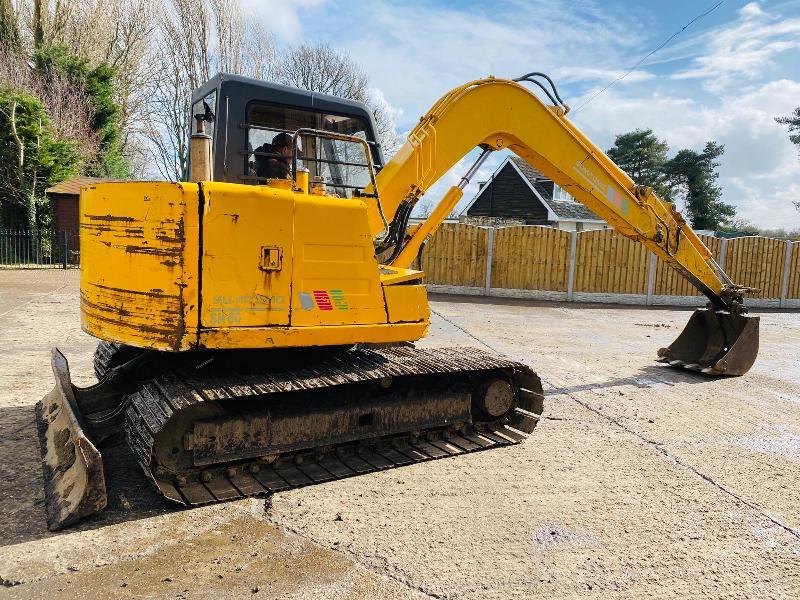 SUMITOMO SH60 TRACKED EXCAVATOR C/W FRONT BLADE