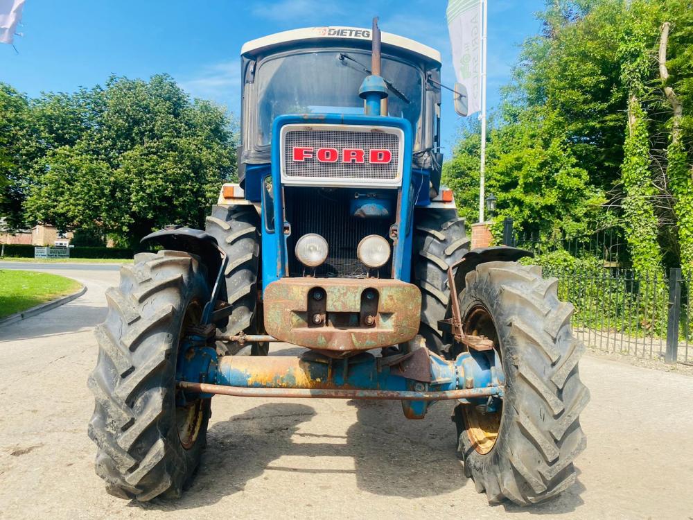 FORD 5000 ROADLESS 4WD TRACTOR C/W FRONT WEIGHTS