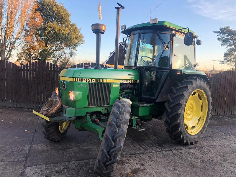 JOHN DEERE 2140 4WD TRACTOR * ONE OWNER FROM NEW