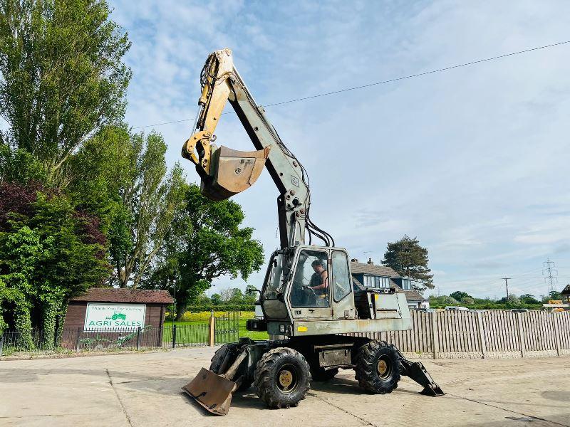 O&K MH56A 4WD WHEELED EXCAVATOR C/W BLADE & SUPPORT LEGS *EX MOD*