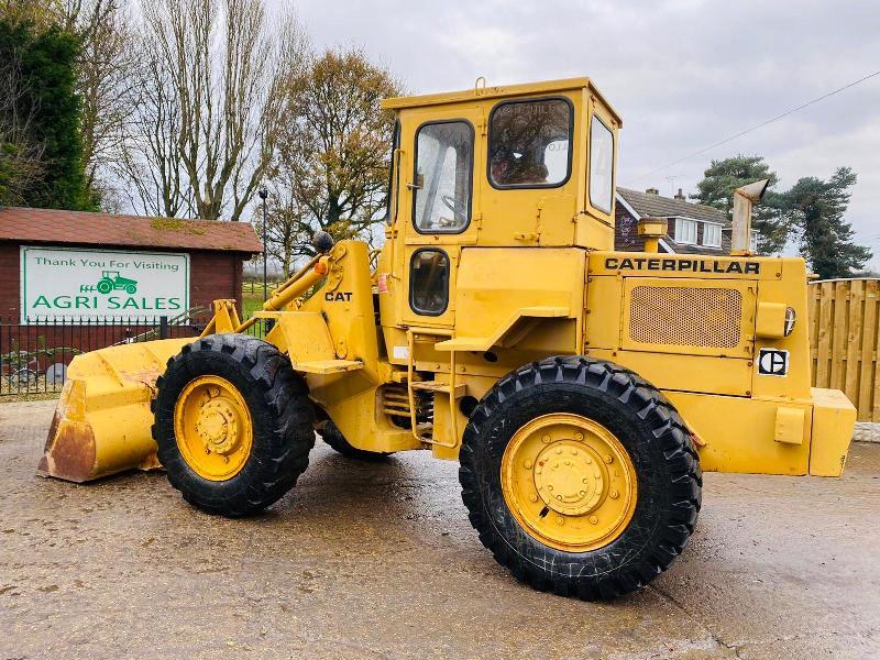 CATERPILLAR 910 4WD LOADING SHOVEL C/W BUCKET