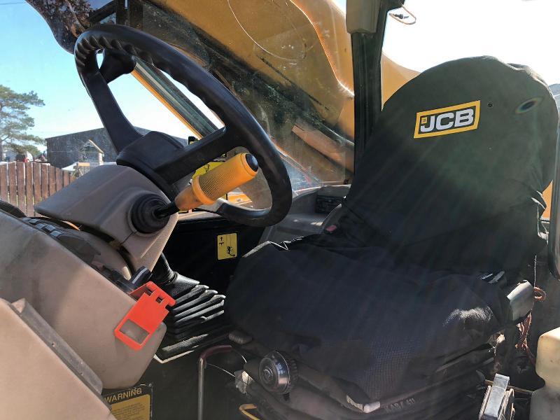 JCB 535-95 TELEHANDLER * AG-SPEC * C/W PICK UP HITCH & JOYSTICK CONTROL